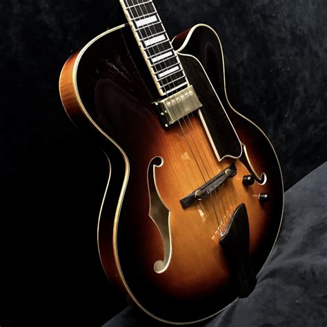 Eastman Jazz Elite 16″ 6 Thinline Carved Archtop Electric Jazz Guitar