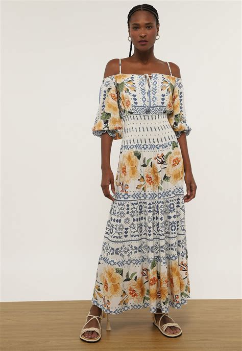 Vestido Ciganinha Farm Longo Nice Branco Compre Agora Dafiti Brasil