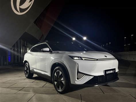 搭东风最新电混phrev纯电续航205km风神l7穿戴“最强装甲”亮相搜狐汽车搜狐网
