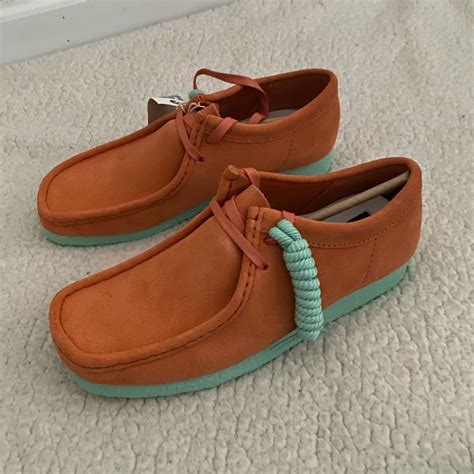 Clarks Shoes Clarks Original Wallabee Color Tan Size 85