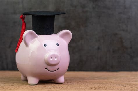 Becas De Posgrado Para Estudiar En El Extranjero Avanzaentucarrera