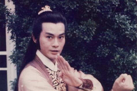 鄭少秋大女兒過世悲痛不已 失聯親生媽找到了！ 自由娛樂