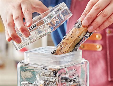 Acopa 72 Oz Clear Stackable Square Glass Jar