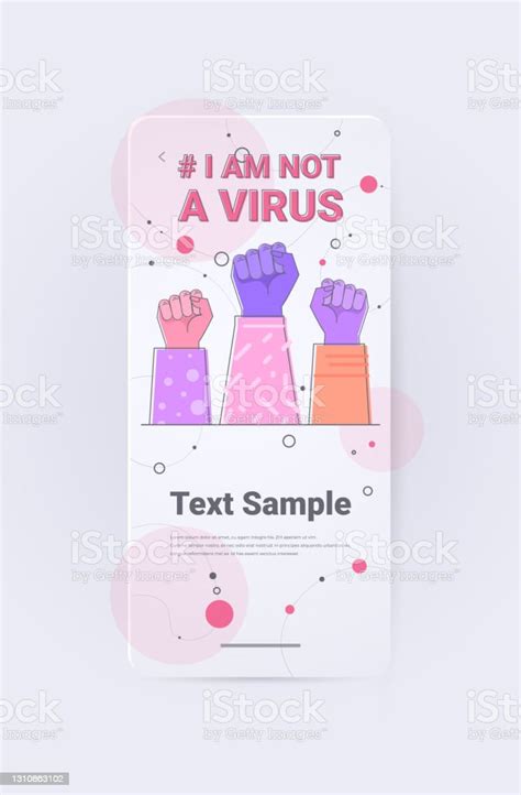 인종차별에 반대하는 주먹을 들고 있는 활동가들은 코로나바이러스 전염병 개념 동안 아시아 증오 지원 사람들을 막는다 Brand Name Online Messaging