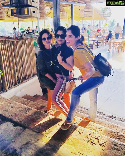Bindu Madhavi Instagram Salty Air Sun Kissed Hair 🌞🌊🏝