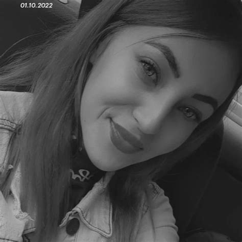 Preda Andreea Itsmedeeeea • Threads Say More