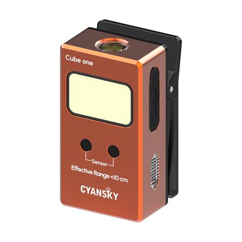 Cube One Multifunctional Clip Light Cyansky Light