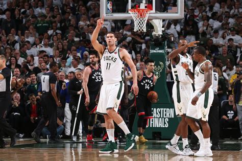 Milwaukee Bucks 3 Takeaways From Game 1 Comeback Victory Vs Raptors