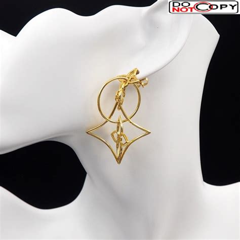 Louis Vuitton Lv Twiggy Earring Gold