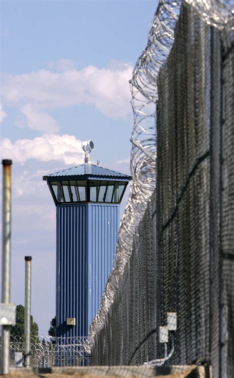 √ Suffolk County Jail Riverhead