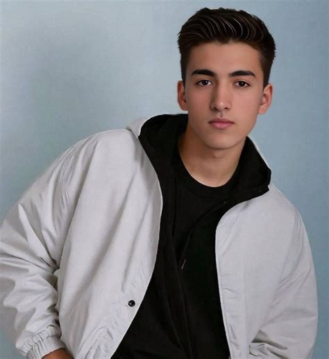 احمد ضیا تنها ️