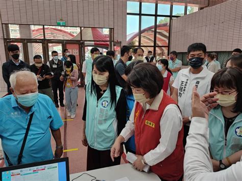 嘉市第4劑大型快打站 開打