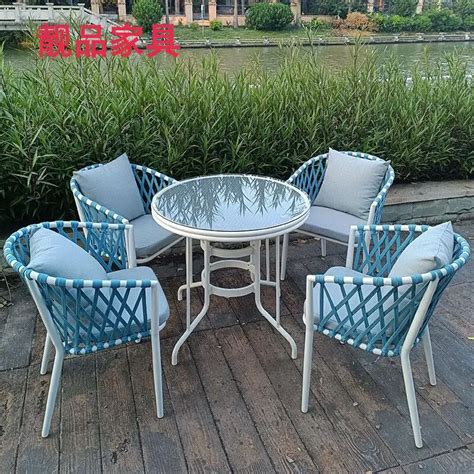 야외 정원 발코니 테이블 및 의자 야외 야외 정원 지팡이 3 피스 알루미늄 주조 소형 레저 의자 티 테이블 Aliexpress