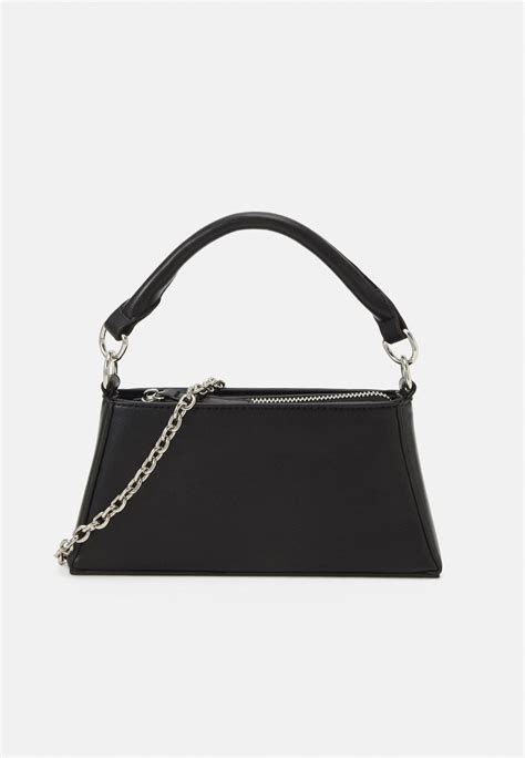 Gina Tricot Mini Chain Bag Handväska Blacksvart