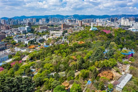 航拍云南昆明圆通山动物园景区国内旅游景点旅游景点摄影汇图网