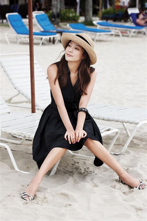 Hee Seon Kims Feet