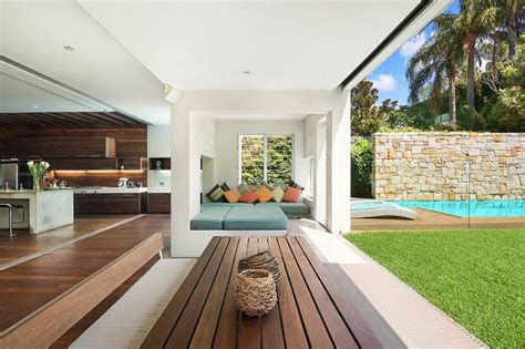 Inside My Camera Bag Jade Nolan Shotkit