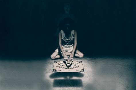 3840x2160 Resolution Woman Playing Ouija Board Hd Wallpaper