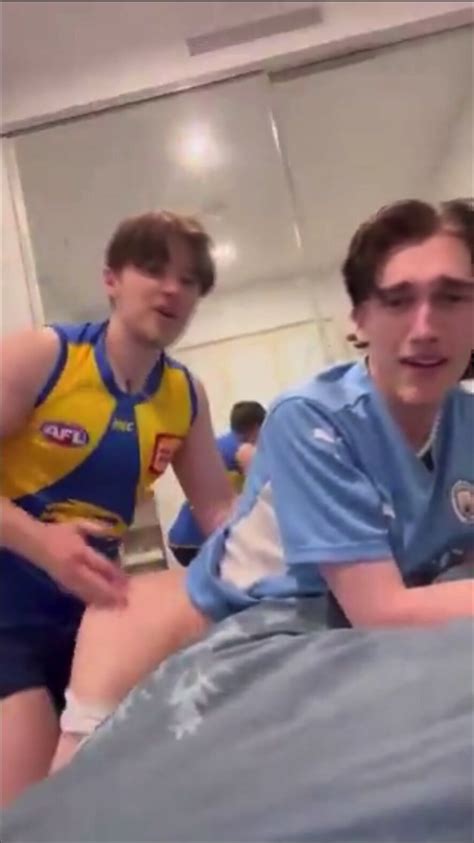 Two Enemies From Different Teams Having Sex