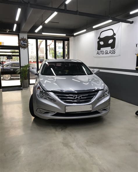 서울오토글라스 현대자동차 Yf소나타 전면유리교체 및 스파이썬팅 리버스r6 후기 오늘은 저희