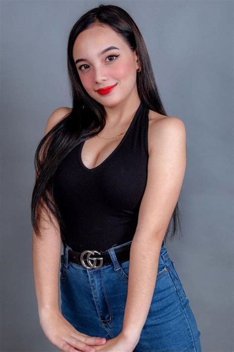Top Pinay Big Boobs Shannel Telford Hot And Sexy Beautiful Busty