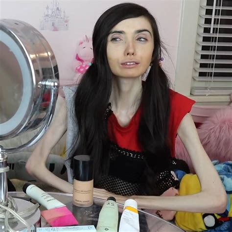 Eugenia Cooney Scrolller