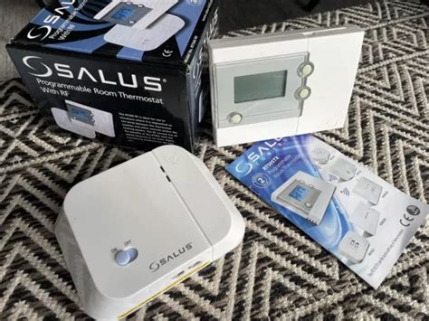 Salus Rt500 Rf Wireless Programmable Room Thermostat And Reciever £21