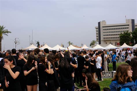 有关互动表 互动讨论 亞洲 传统服饰 公众参与 公共事件 到达马来西亚 团队活动 多元化的群体 多元文化 学习活动 家庭