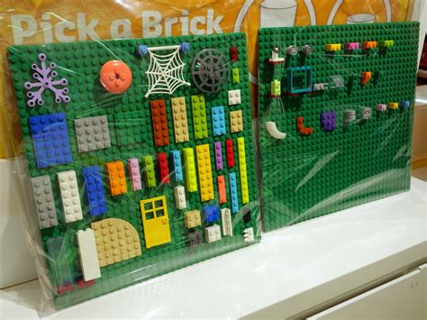 レゴ系 LEGO KEI on Twitter レゴストア 東京駅店の のピックアブリック ラベンダーの大きな葉っぱは他店にも入っているようです LEGO PaB