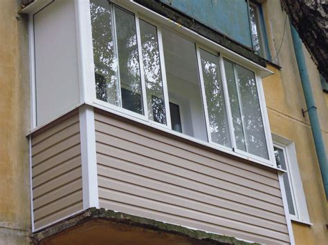 Vitrage des balcons en aluminium (32 photos): installation à faire vous ...