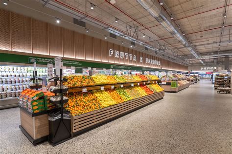 C Anche Esselunga Nel Nuovo Merlata Bloom Mq Con Enoteca E Un