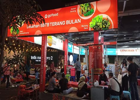 Lesehan Terang Bulan Malioboro Kuliner Malam Langganan Artis