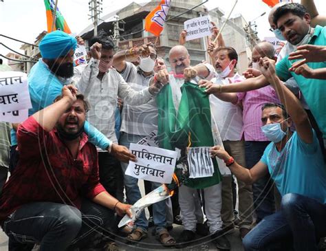 Image Of Bharatiya Janata Yuva Morcha Bjym Workers Burn The Effigy Of