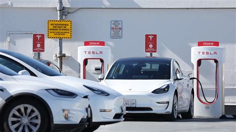 Electric Vehicle Market Faces Supply Chain Challenges Quanta Intelligence