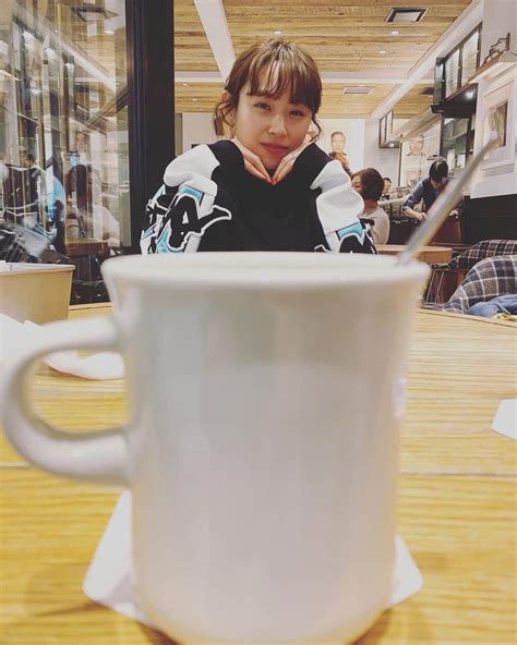 あべこうじさんのインスタグラム写真 あべこうじinstagram 「ㅤㅤㅤㅤㅤㅤㅤㅤㅤㅤㅤㅤㅤ カップインちゃん愛 渋めの表情
