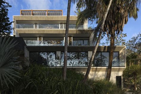 Guarumo House Void Archdaily