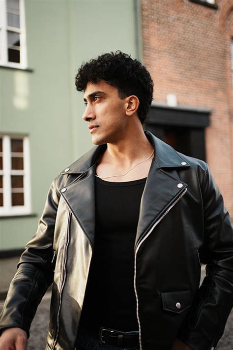 hmidi mustard model agency
