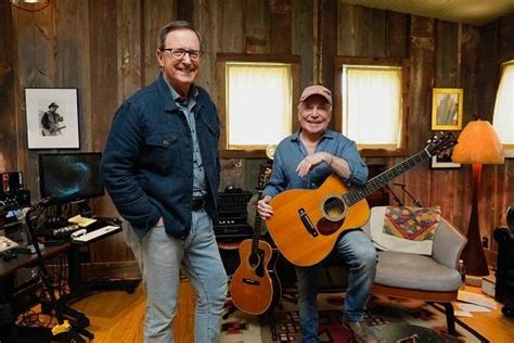 ‘포크 전설 美 폴 사이먼 왼쪽 청력 잃어작곡은 계속”