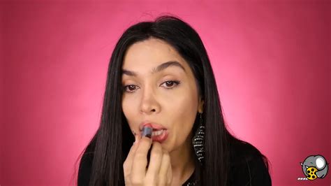 کلیپ آموزش آرایش ساده و شیک تنها در ۶ دقیقه فیلو