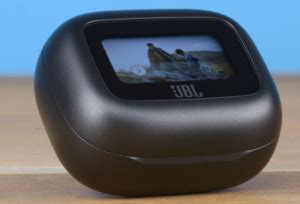 Jbl Live Flex Im Test Berraschend Gute In Ears Mit Display Case Hifi De