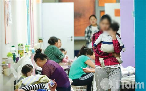 Itoim Сурвалжлага Хүүхдээ эмчлүүлэх гээд таван удаа таван өөр эмнэлэгт хэвтлээ Гэтэл