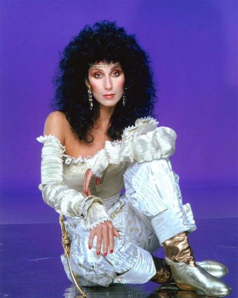 Gorgeous Portrait Photos Of Cher Photographed By Harry Langdon In 1978 ~ Vintage Everyday
