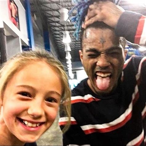 X With A Fan April 3rd 2018 Rxxxtentacion