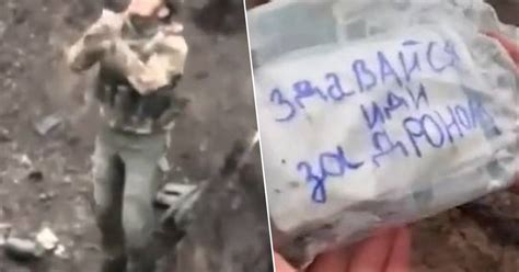 Oekraïners Tonen Genade En Droppen Vredesboodschap In Plaats Van Bom Op