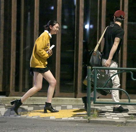 フォトギャラリー2枚目 三浦春馬がトップモデル 三吉彩花と「深夜のデート愛」（18年） Fridayデジタル