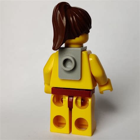 Lego Set Fig 003522 Princess Leia Slave Outfit Yellow Skin Neck