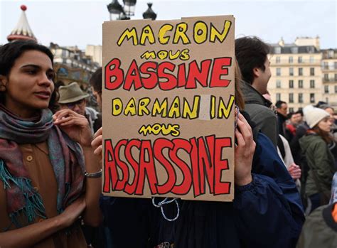 Manifestation contre les méga bassines des tensions lors du deuxième