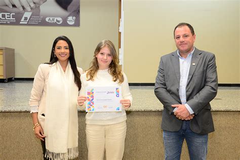 CIC Jovem entrega certificados do projeto Empreendedor Júnior 2023