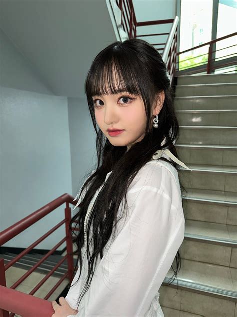 230424 Ive Twitter Update Liz Kpopping
