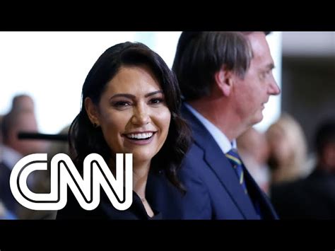Michelle Bolsonaro é Aconselhada A Submergir Após Episódio Das Joias